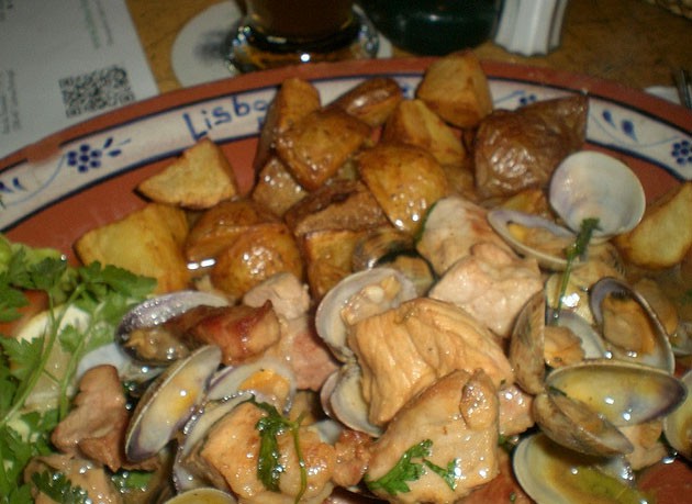 MAIALE ALL’ALENTEJANA – Il dito nell'occhio